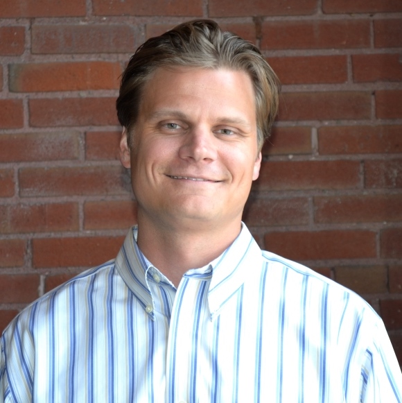 Honoring the Fallen with Wreaths Across America - The Mission Continues ...